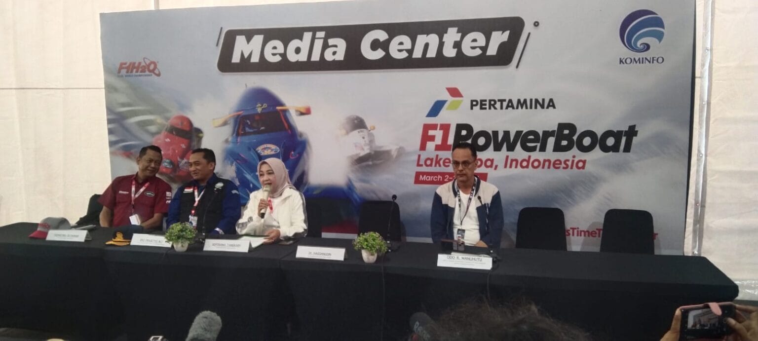 Kemenkom Fasilitasi Media Center F1 Powerboat 2024 Toba ...